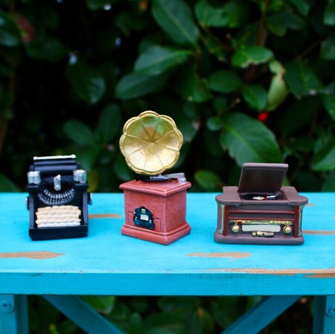 Vintage Dollhouse Delights: Miniature Gramophone Phonograph - Newborn ...