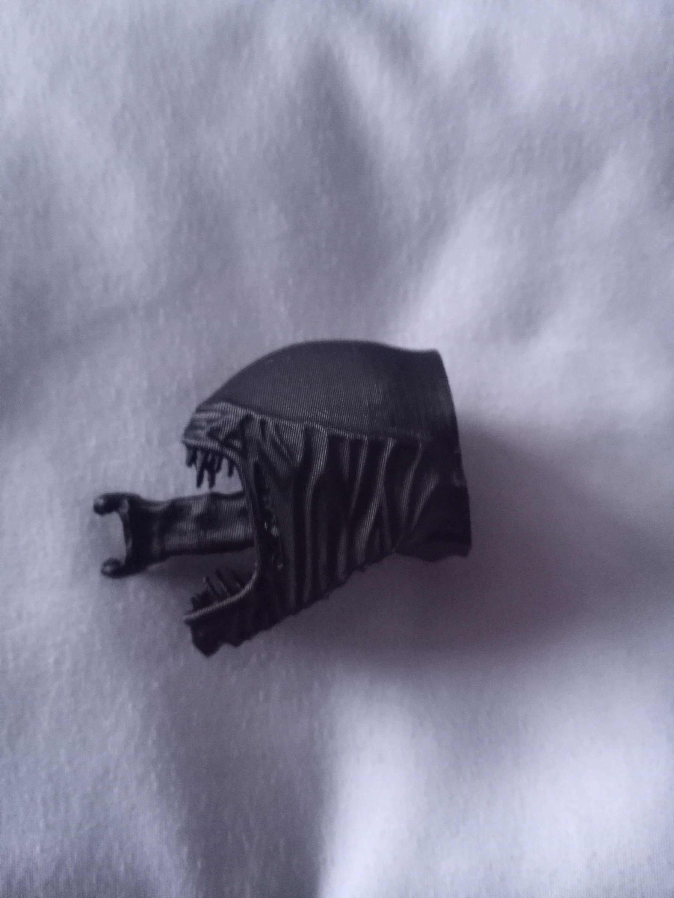 Xenomorph Novelty Toothpaste Dispensers Water Gun Tips Kissing Very ...