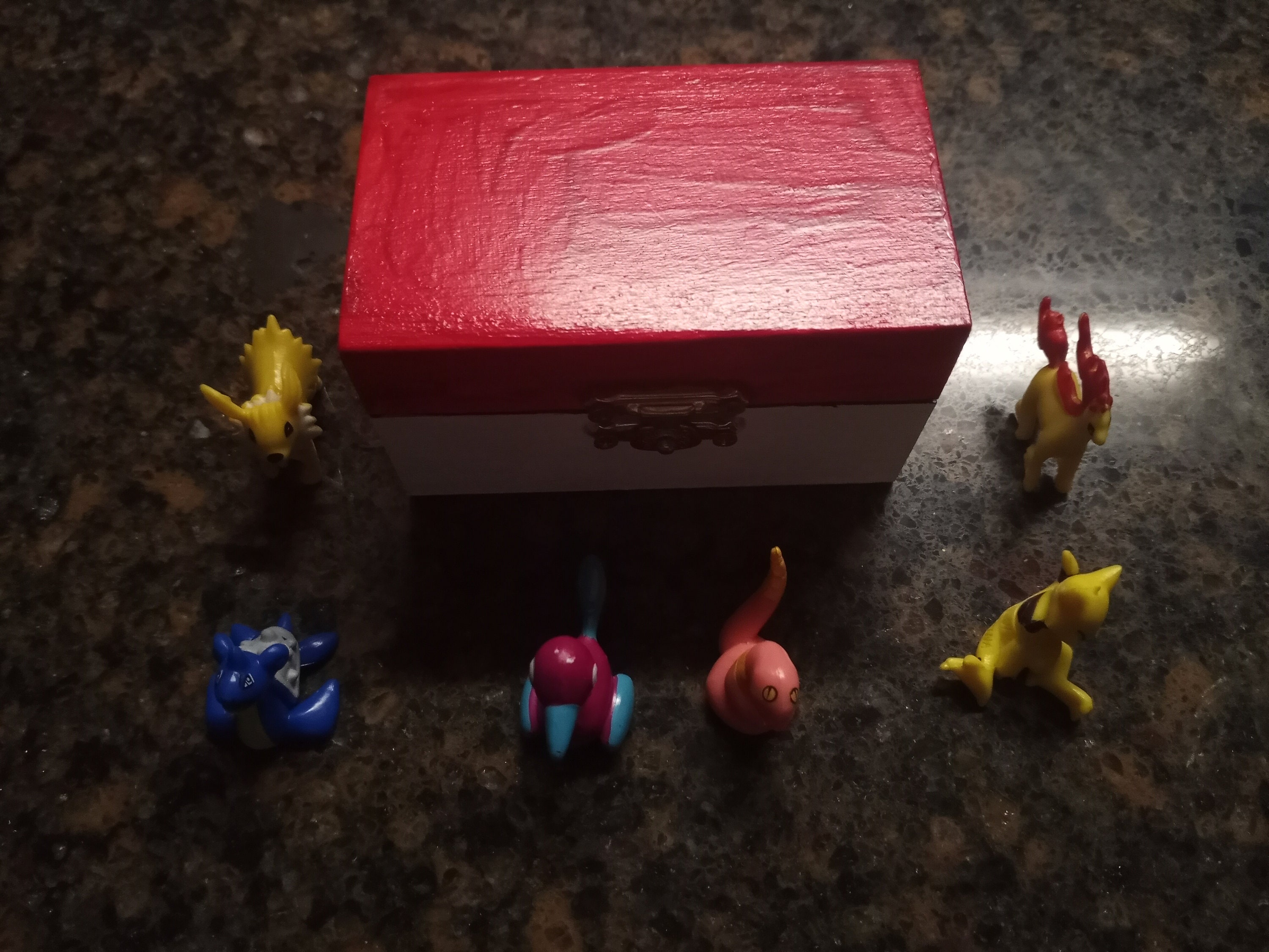 Pokémon-inspired Pokéball-styled Gift Boxes W/ Mini Figures, Perfect ...