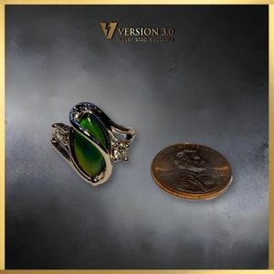 Ellipse Mood Ring Stone Changes Color With Temperature Revealing Your ...