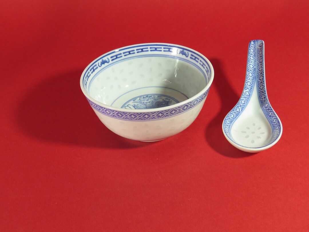 Chinese Porcelain Bowl and Spoon,rice Grain Pattern.blue and White ...