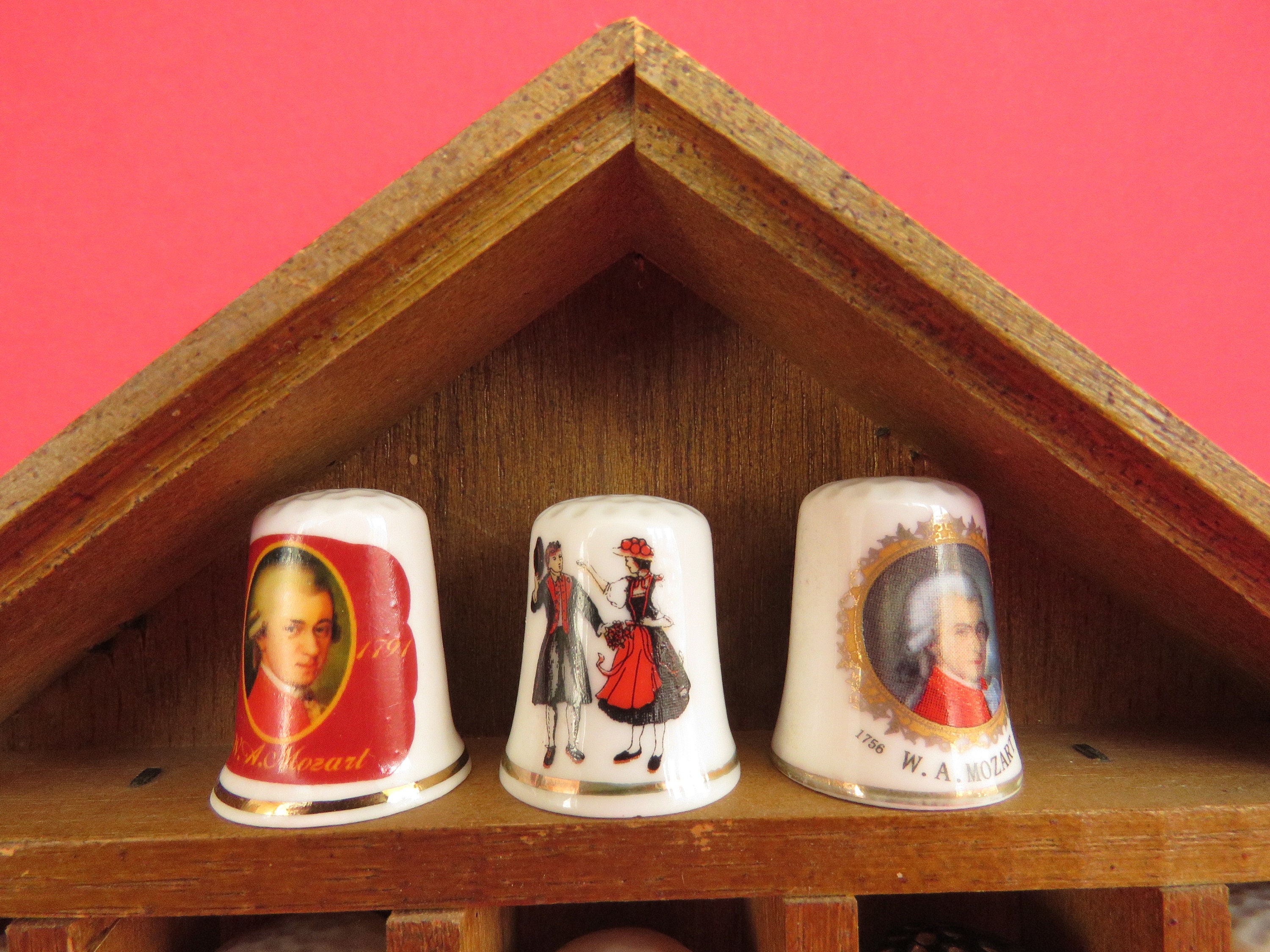 Wooden Showcase With 18 Porcelain Thimbles , Flowers Decoration - Etsy