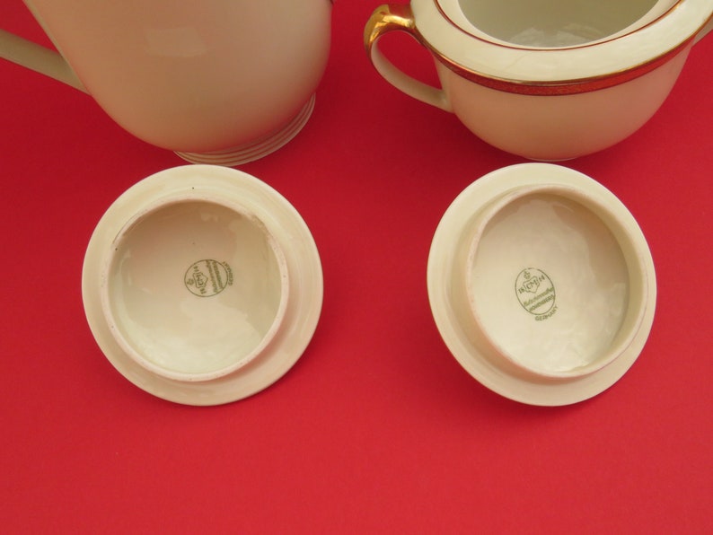Hutschenreuther Hohenberg Porcelain Teapot and Sugar Bowl With Lid,gold ...