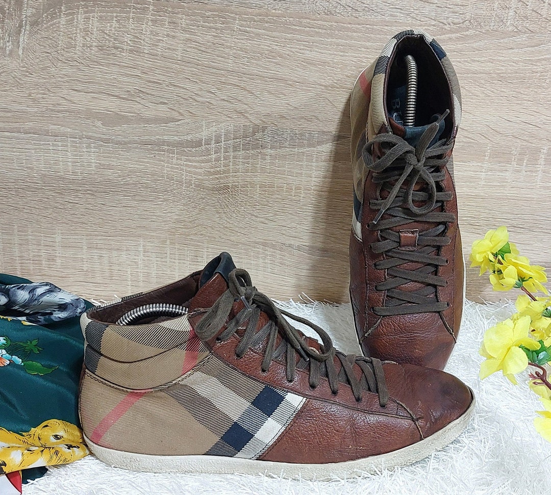 Antique Burberry Leather Canvas Shoes Size: US 8.5/ 7.5 UK/ 42 EUR ...