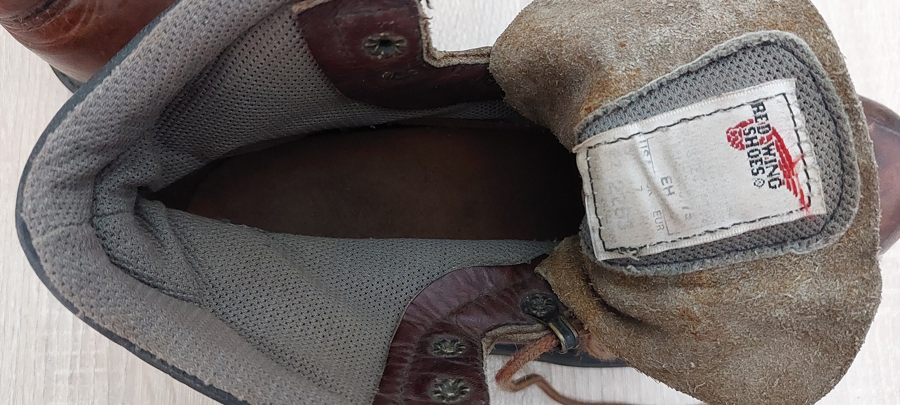 Authentic Red Wing Soft Toe Work Boots Size: UK 7 US 8 / 41 EUR ...