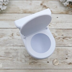 1:6 Scale Miniature Toilet With Functional Lid, Modern Toilet ...