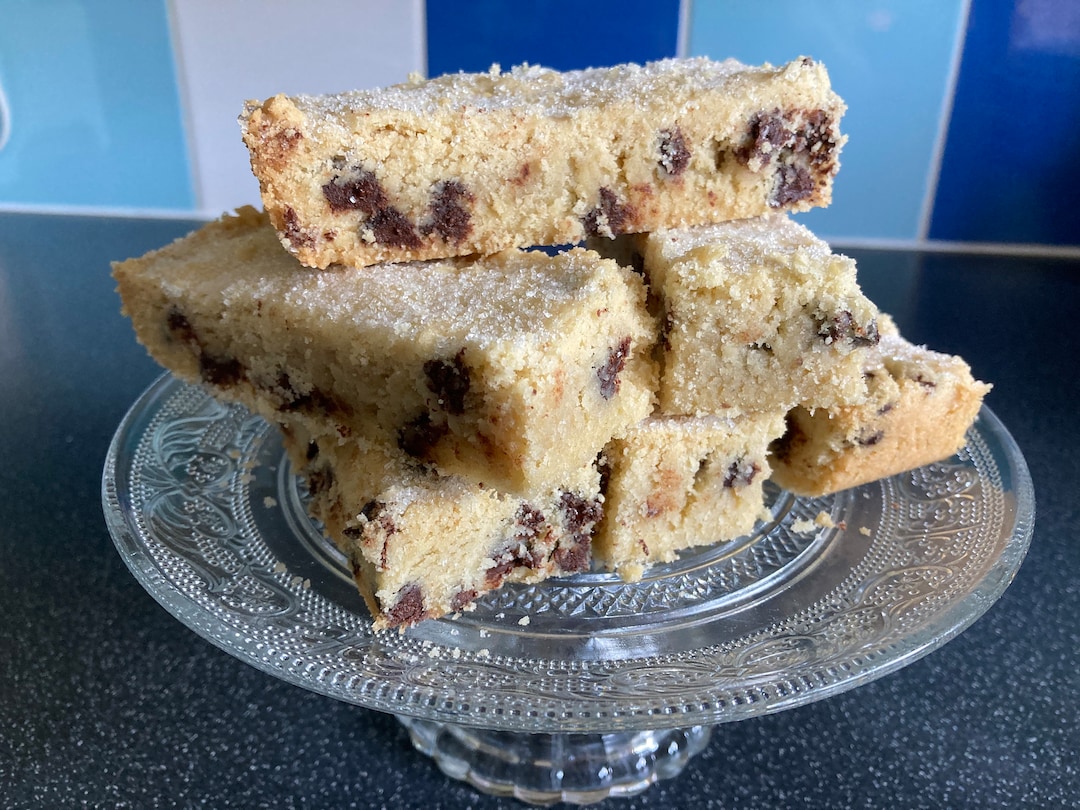 Homemade Traditional Chocolate Chip Shortbread Made in Suffolk - Etsy