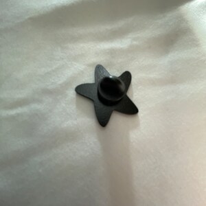 Finding Nemo, Peach Enamel Pin - Etsy