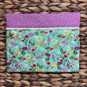 Minty Mushrooms Project Bag>quilted>mushroom Zipper Pull>full Fabric ...