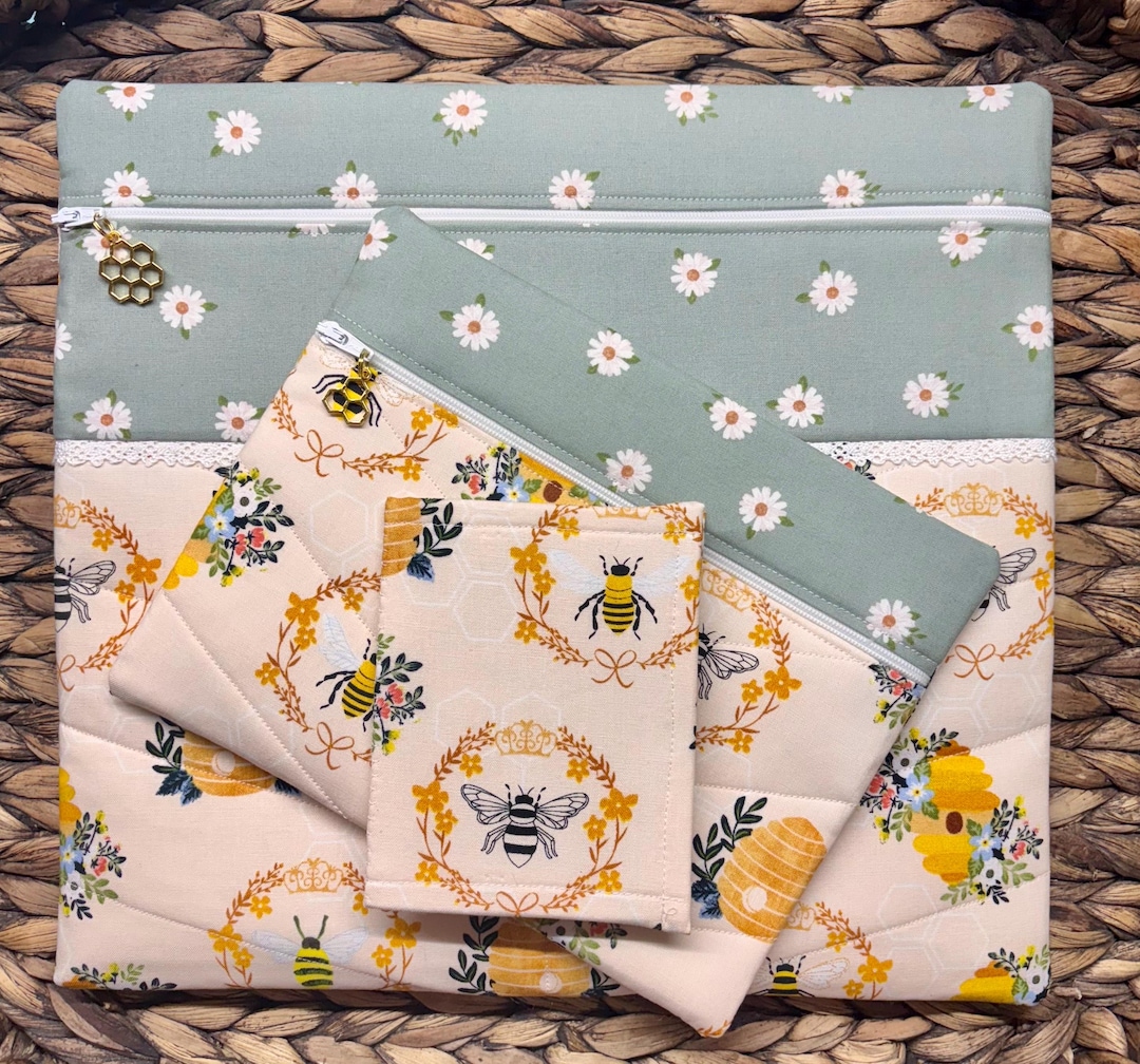 Queen Bee Project Bag>quilted>honeycomb Zipper Pull>full Fabric>spring ...