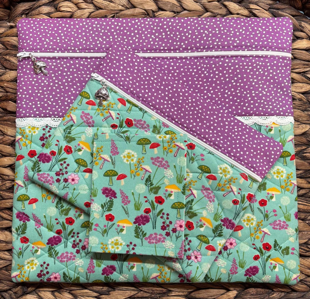 Minty Mushrooms Project Bag>quilted>mushroom Zipper Pull>full Fabric ...