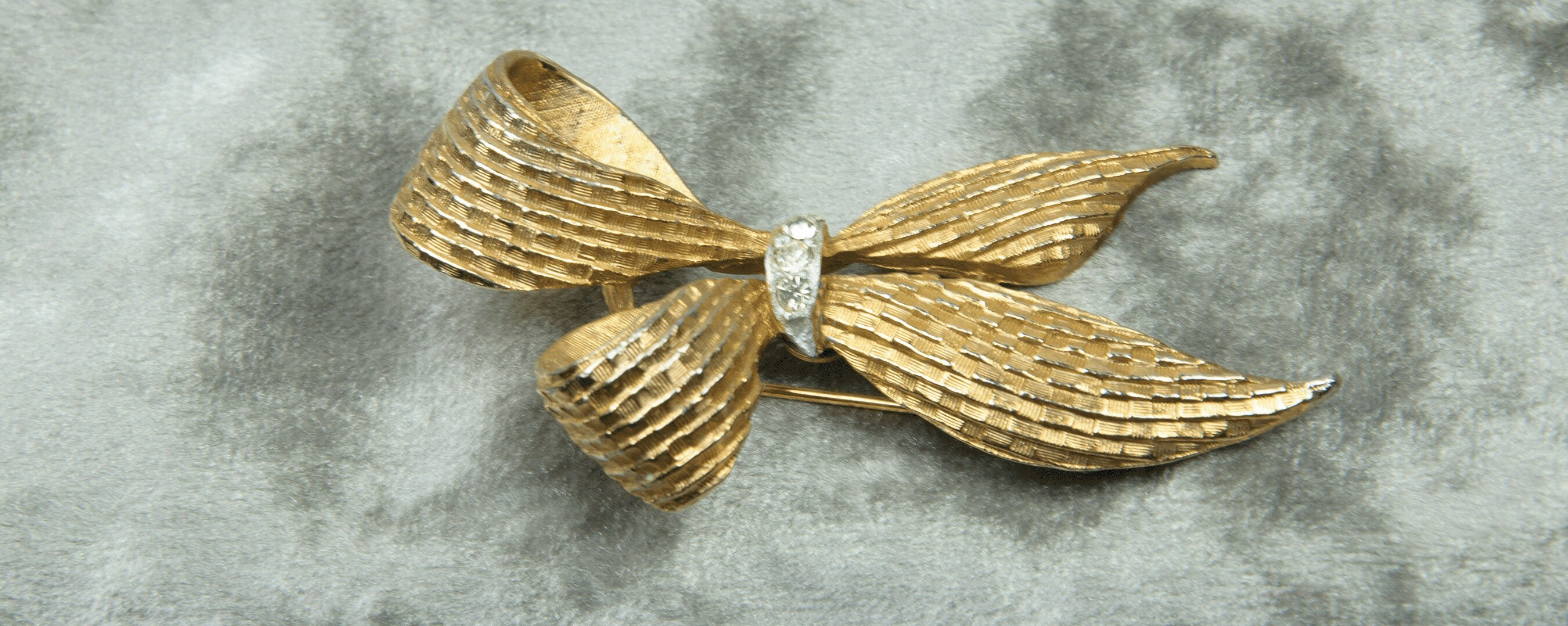 Vintage Yellow Gold Ribbon Bow Brooch - Etsy