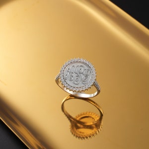 Family Initials Silver Signet Ring - Custom Engraved Personalized ...