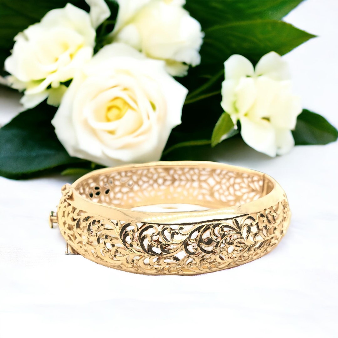 Contemporary Estate 18k Gold Filigree Bangle - Etsy