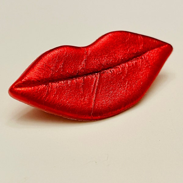 Lips Pin - Etsy