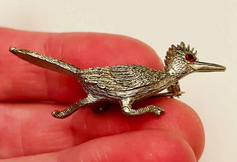 Road Runner Vintage Brooch Road Runner Lapel Pin Jewelry With Beautiful ...