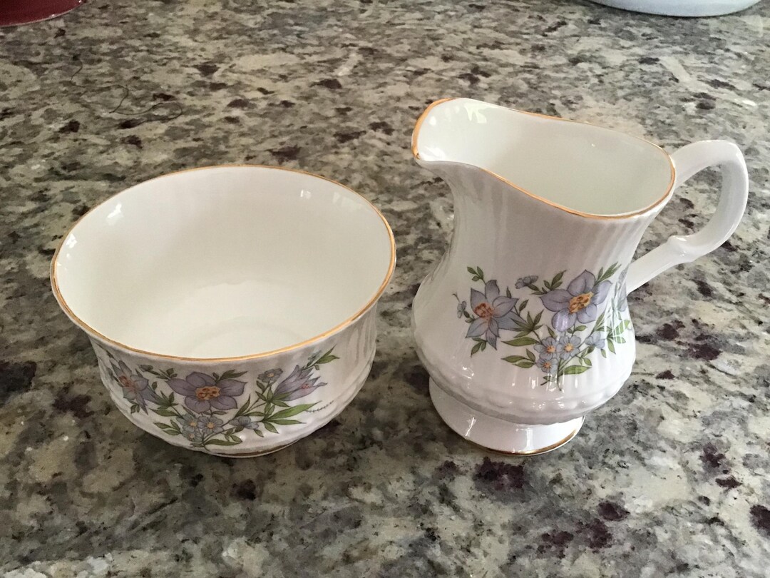 Royal Tara China Floral Pattern Creamer and Sugar Bowl - Etsy