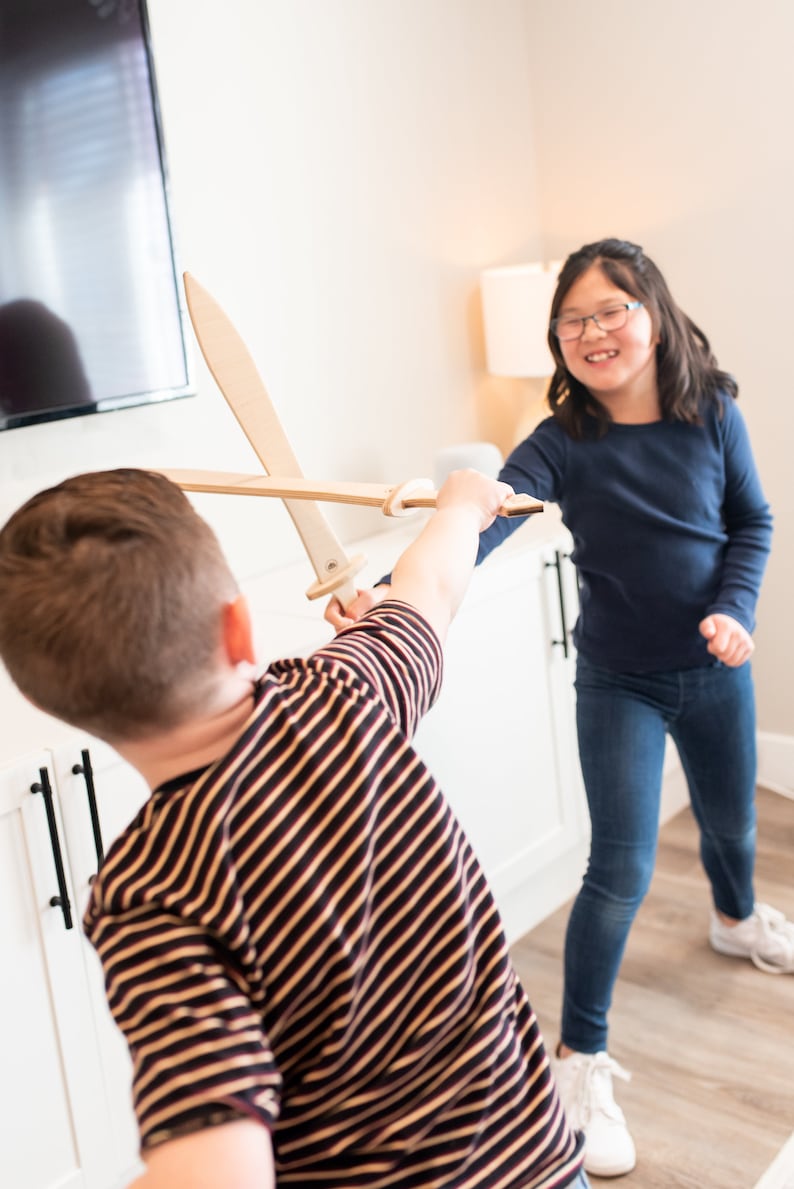 Level 1 Armory - Wooden Sword (durable 23 Inch Long 1/2" Baltic Birch ...