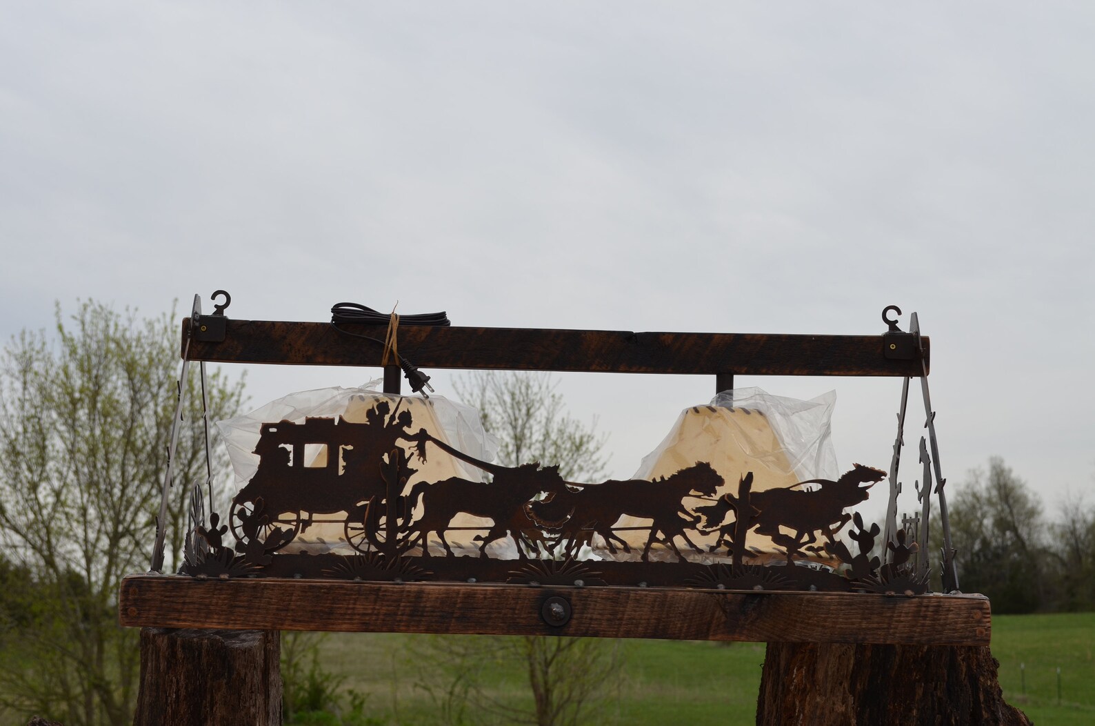 Western Stagecoach Sheepskin Light: Reclaimed Barn Wood Chandelier ...
