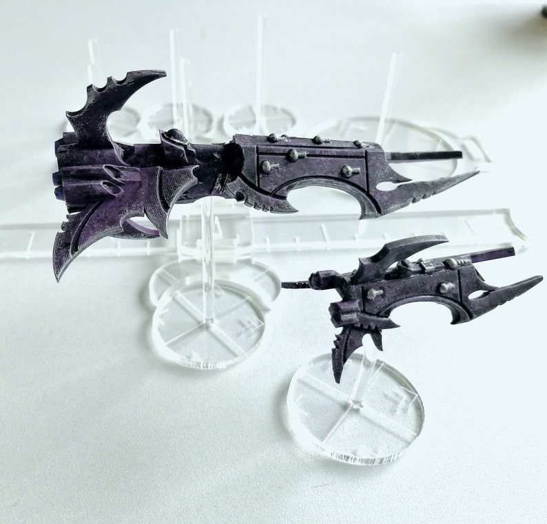 Warhammer 40k Battlefleet Gothic Acrilyc Stands. 32mm Bases for Wargames and Flying Miniatures ...