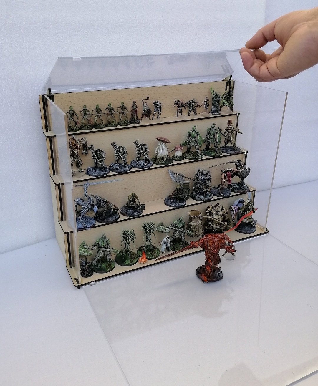 Tabletop Display for Miniatures. Display Case for Collectors. Figures ...