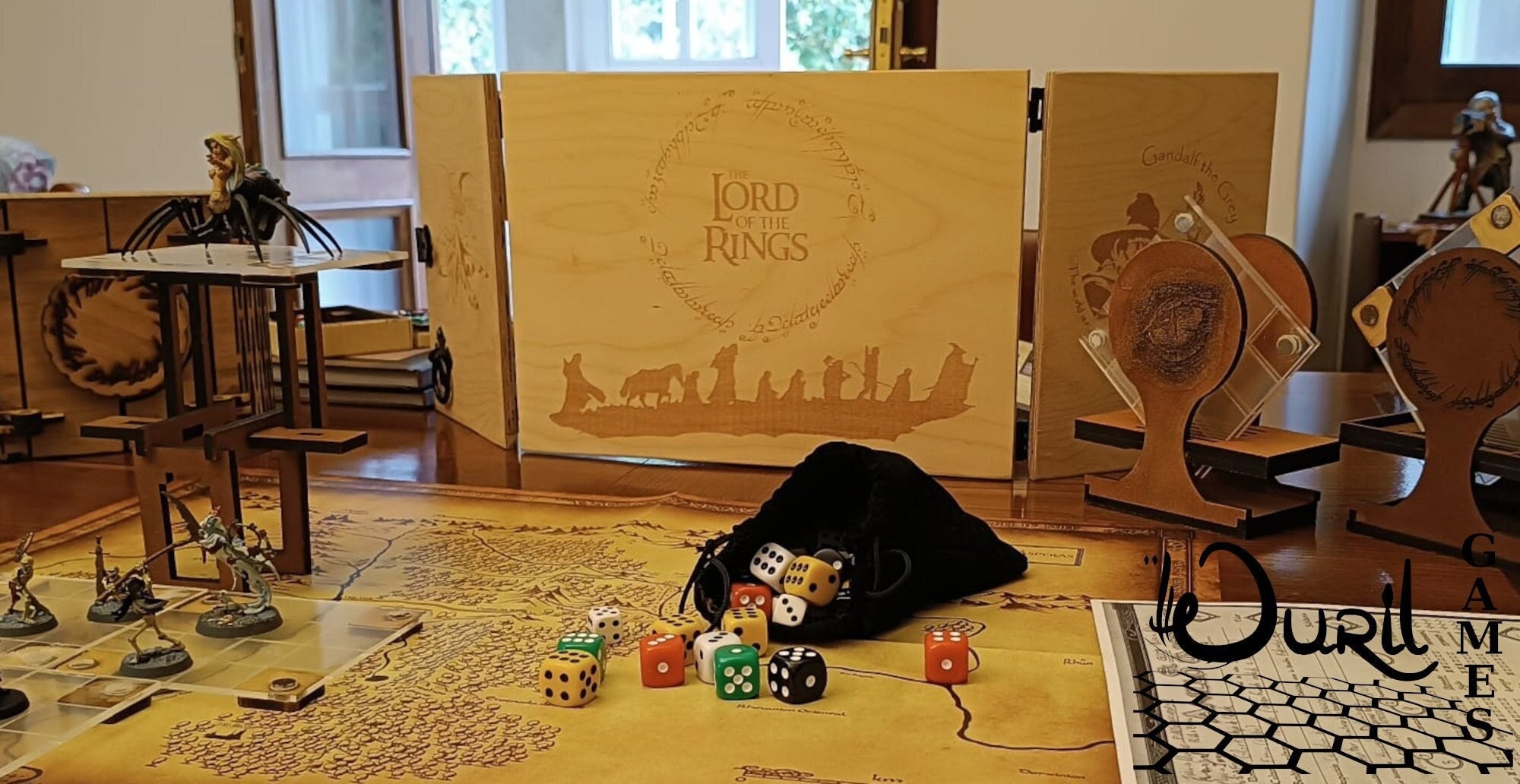 Master Screen Dnd, Wood Dungeon Master Screen, Custom Wood Dungeon ...