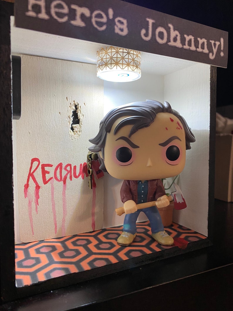 The Shining Diorama: LED Lit Horror Movie Display (funko Pop NOT ...