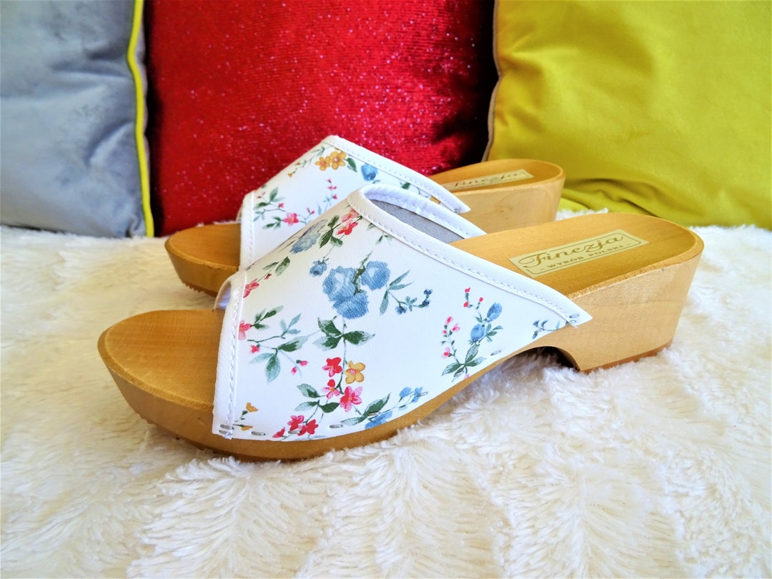 White and Flowers Leather Swedish Style Open Toe Clogs Classic Wood ...