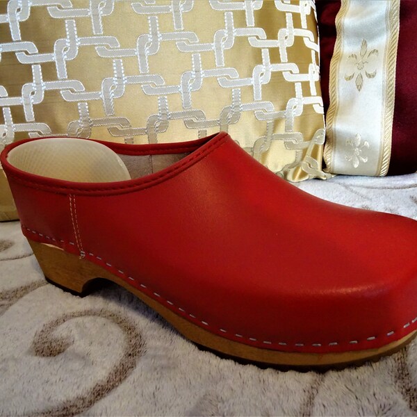 Red Clogs - Etsy