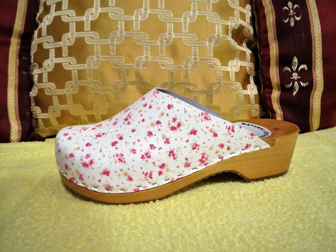 White & Pink Flowers Wooden Clogs Little Kid's Children Swedish Style ...