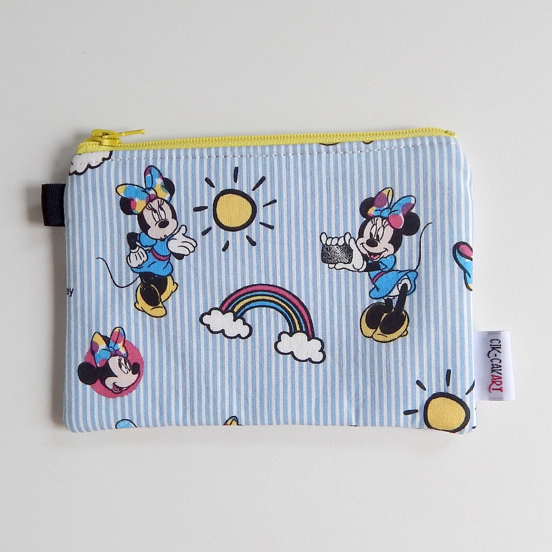 Minnie Mouse Coin Purse – Handmade Disney Wallet for Fans - Etsy