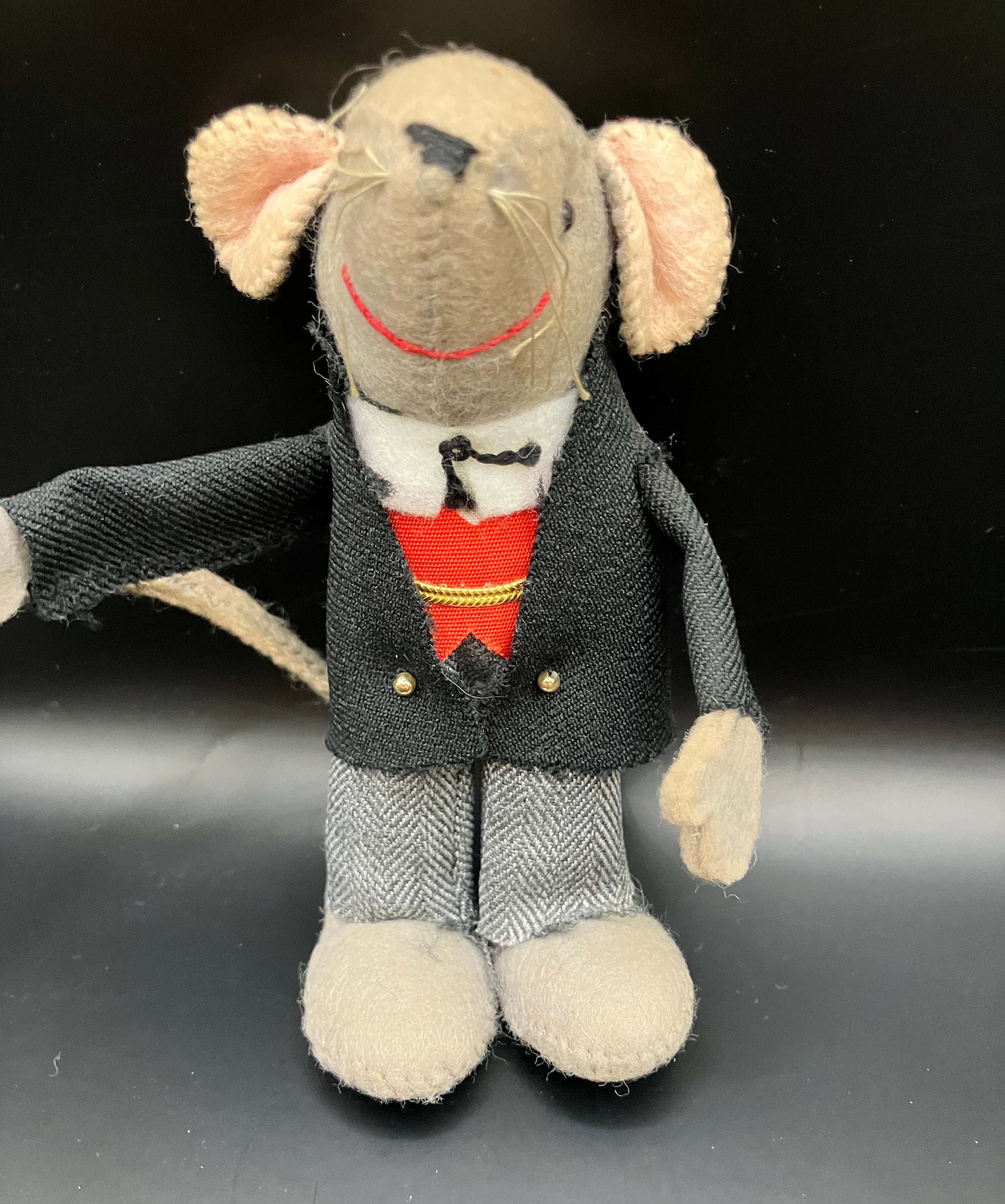 Vintage Folk Art Mouse in Suit - Etsy