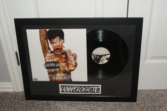 Unapologetic Album Cover