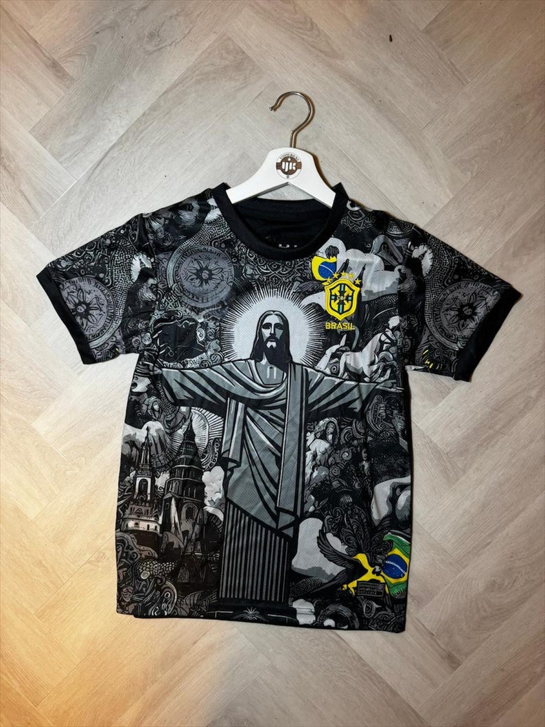 Ronaldinho Number 10 Brazil for Boys and Girls Including Socks (size 3 ...