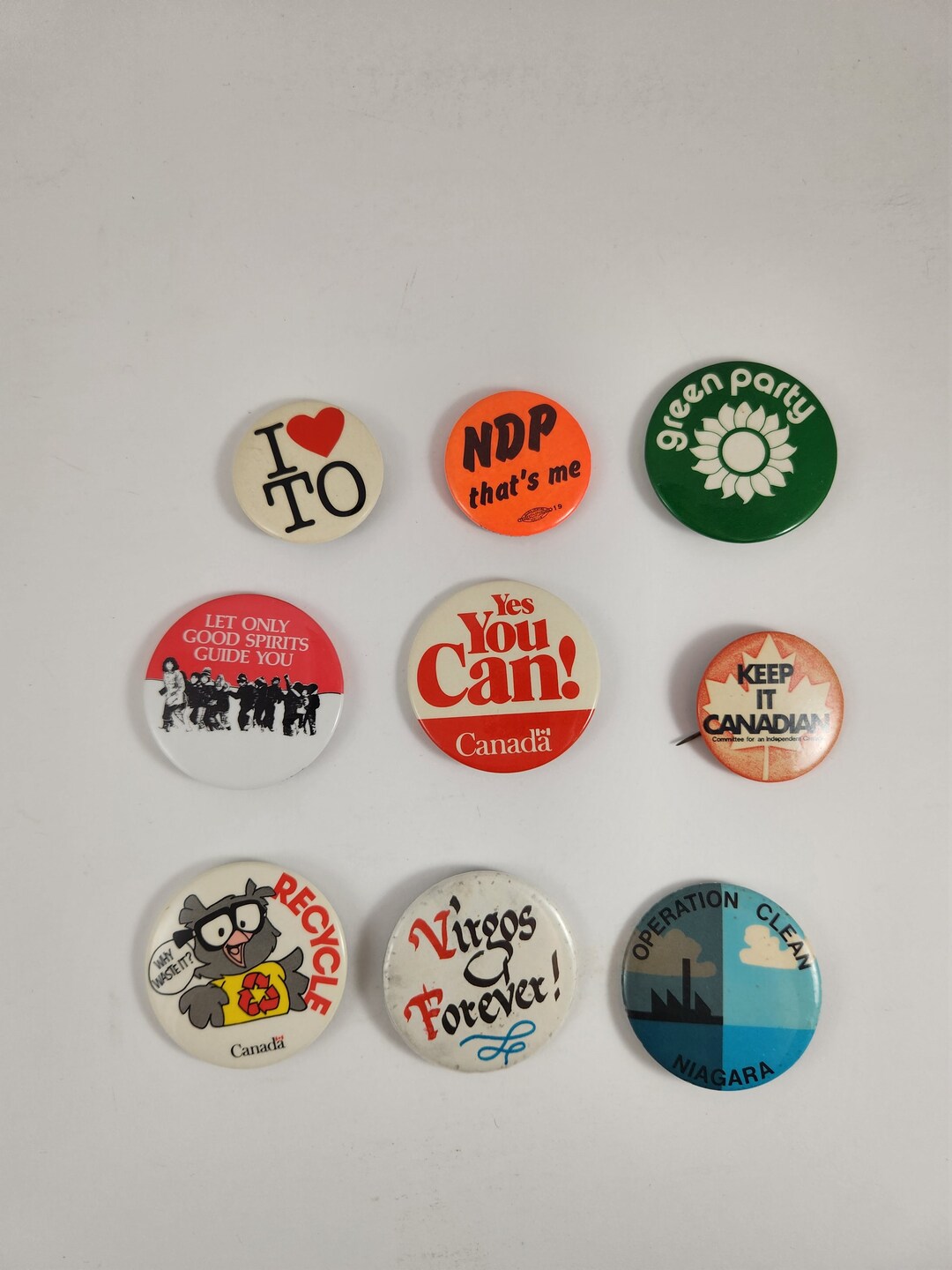 Assorted Pinback Buttons 70's / Early 80's - Etsy