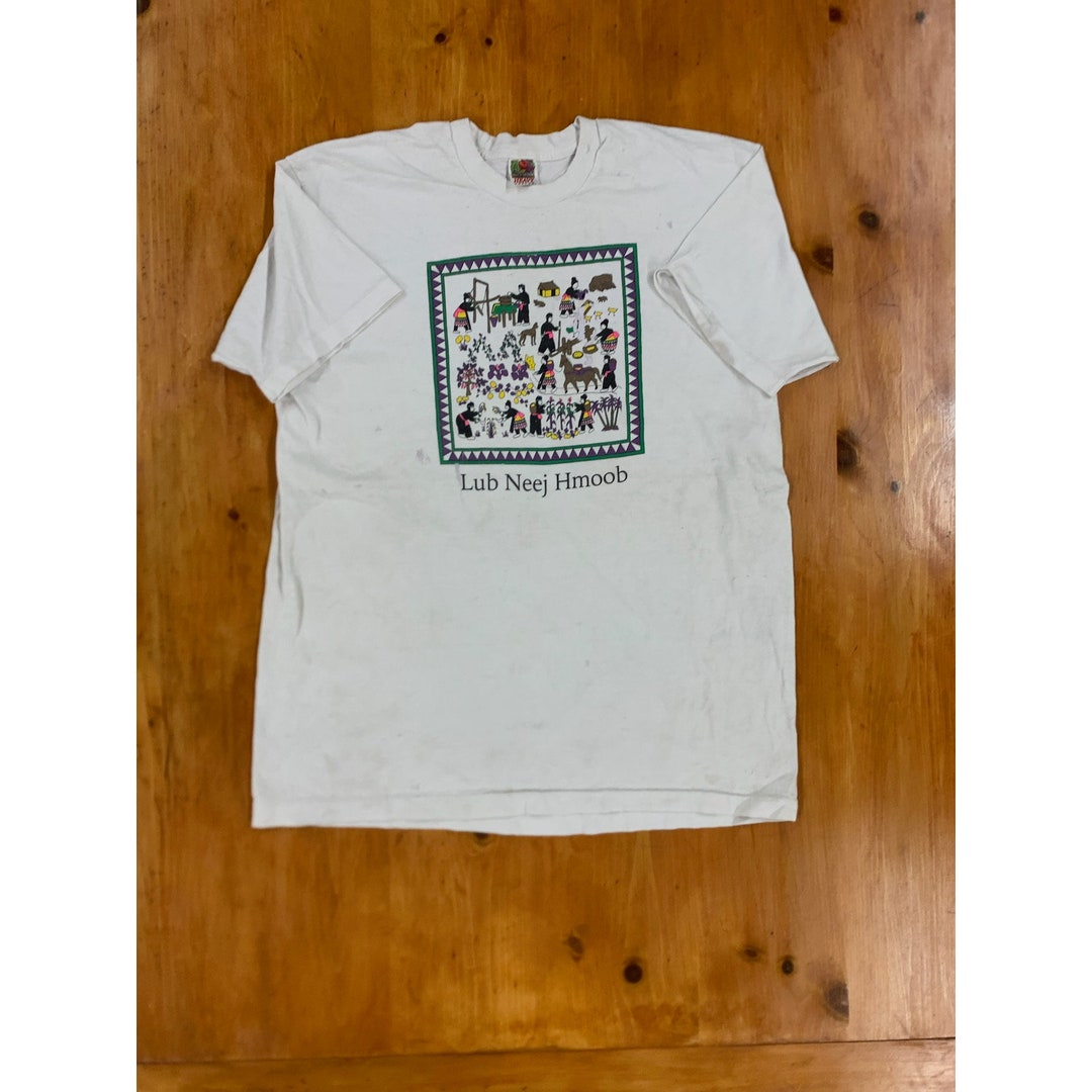 Vintage Hmong Hmoob Lub Neej Farmer Art Tee Vintage Hmong Tee Shirt ...