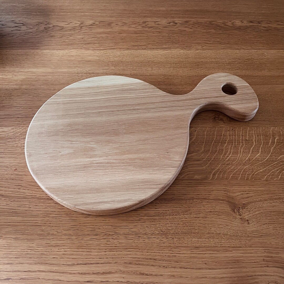 Circular Solid Oak Cut for Chopping, Cheese or Display Board With ...
