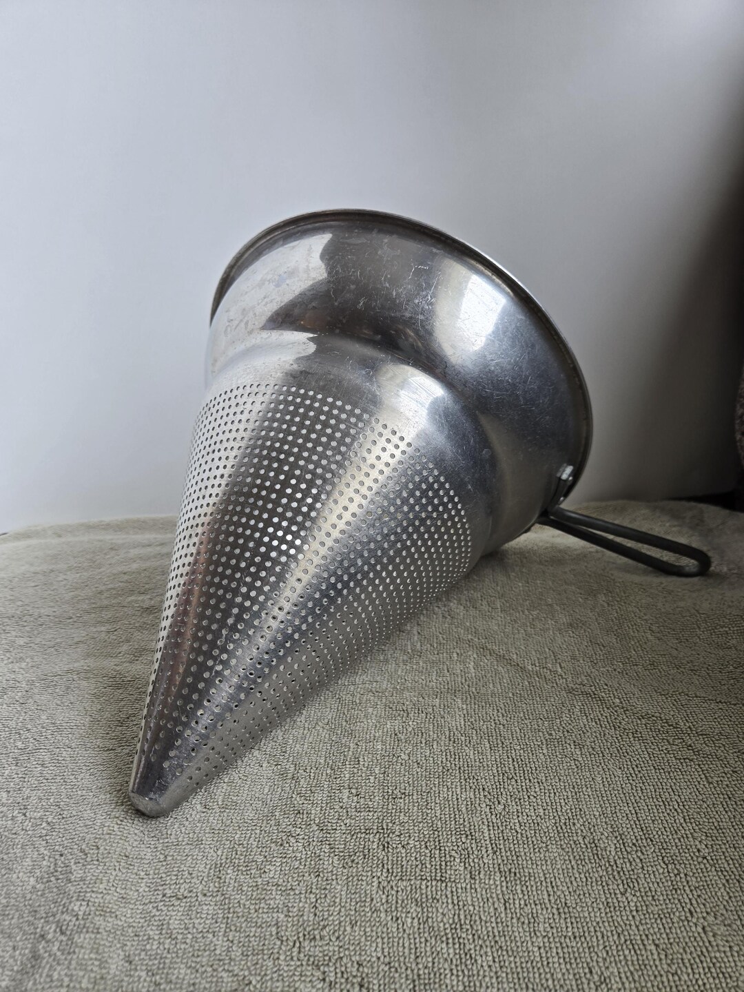 Large Vintage Wearever No. 462 Aluminum Cone-shaped Strainer Colander ...
