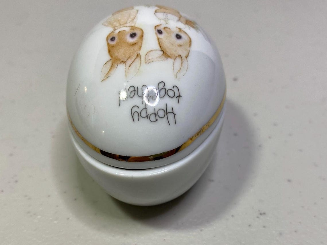Vintage Jonathan & David Enesco Imports Ceramic Egg Made in Japan - Etsy