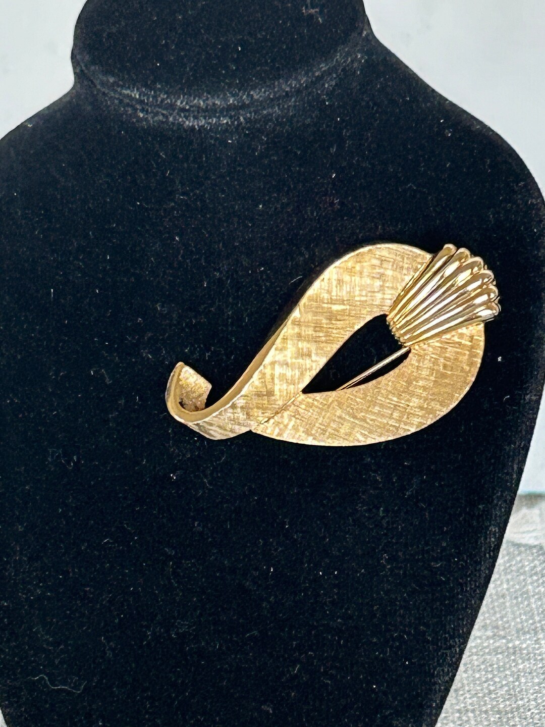 Vintage Boucher Signed and Numbered Gold Tone Fur Pin/hair Clip. J257L ...