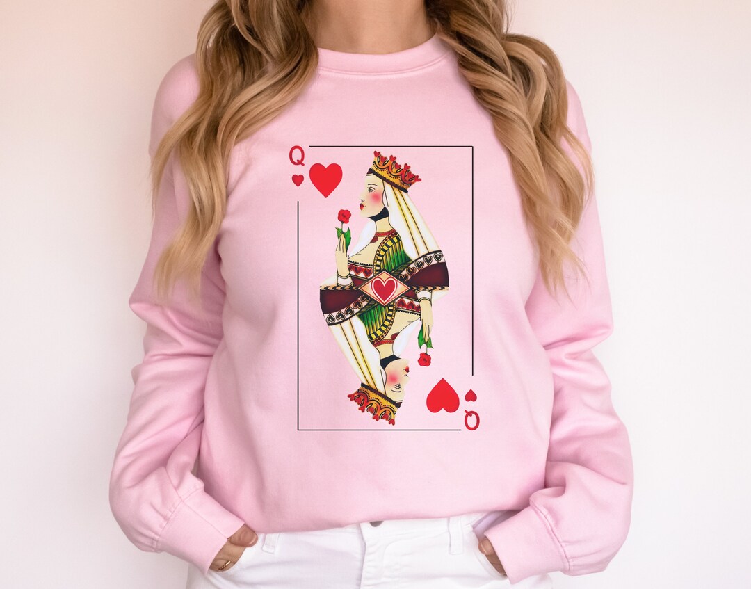 Vintage Queen of Hearts Crewneck, Oversized Style Women's Sweatshirt ...