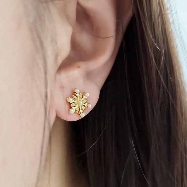 Snowflake Stud Earrings - Etsy