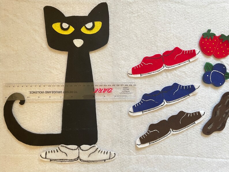 Pete the Cat Felt Story I Love My White Shoes Circle Time - Etsy Canada