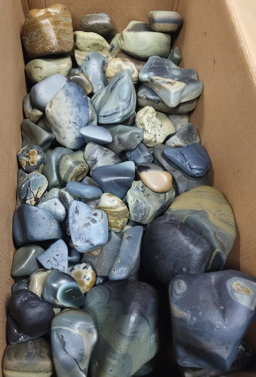 1.5 Lb. Rough Tumbled Set - Leland Blue Slag Glass - Lovely and ...