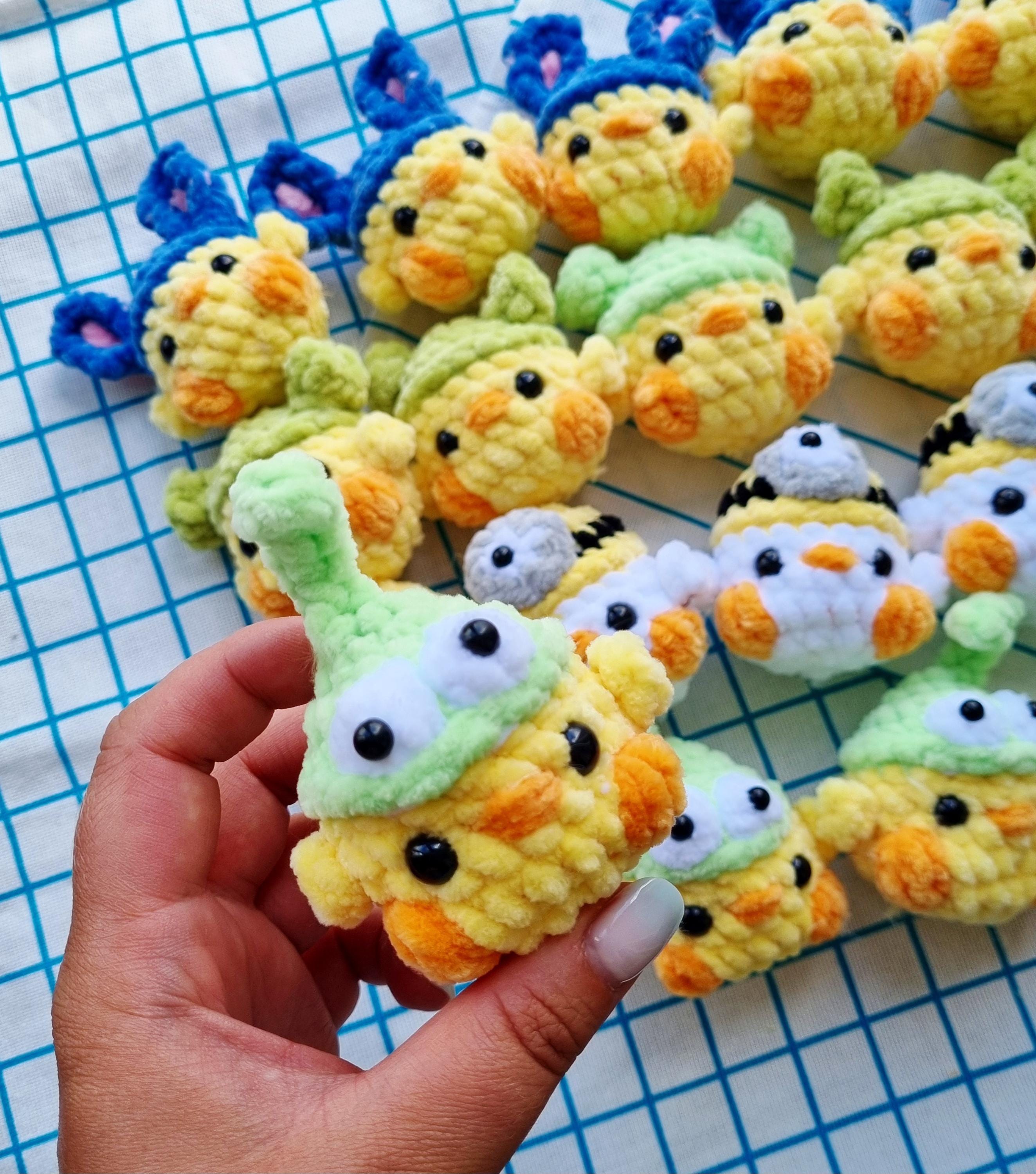 Crochet Duck Keychain Pattern: Amigurumi Ducks in Hats (PDF Pattern) - Etsy