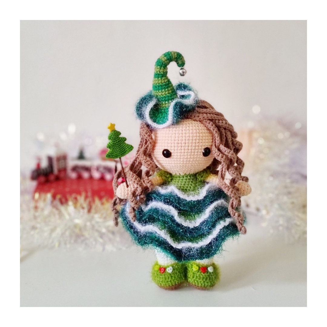 Christmas Tree Crochet Doll - Crochet Tree Pattern - Amigurumi Xmas ...