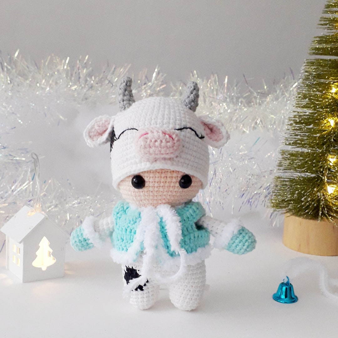 Crochet Cow Amigurumi Pattern - Christmas Pattern Winter Cow PDF. Cute ...