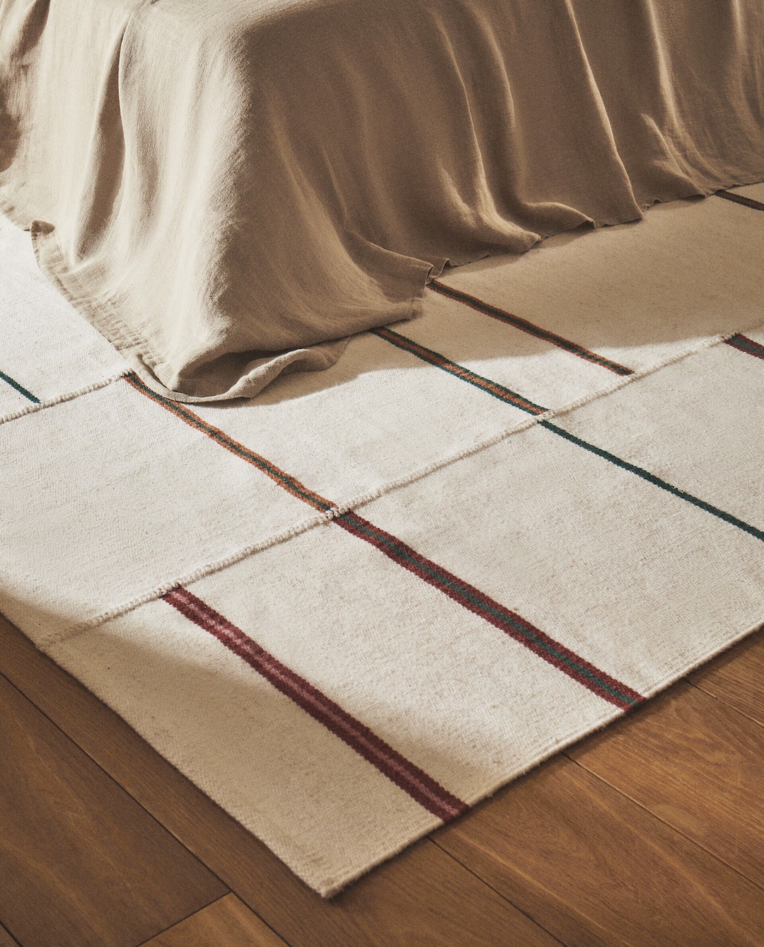 Modern Handwoven White Striped Rug - Wool Kilim Modern Rug for Living ...