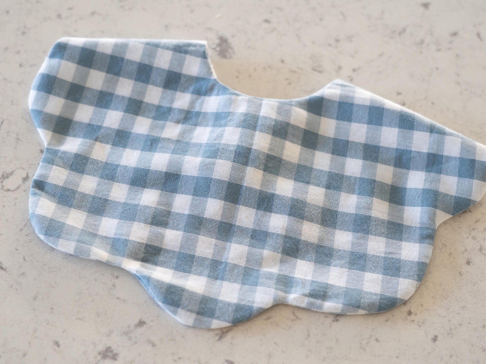 Scalloped Edge Bib Sewing Pattern | Baby Bib PDF | Beginner Friendly - Etsy