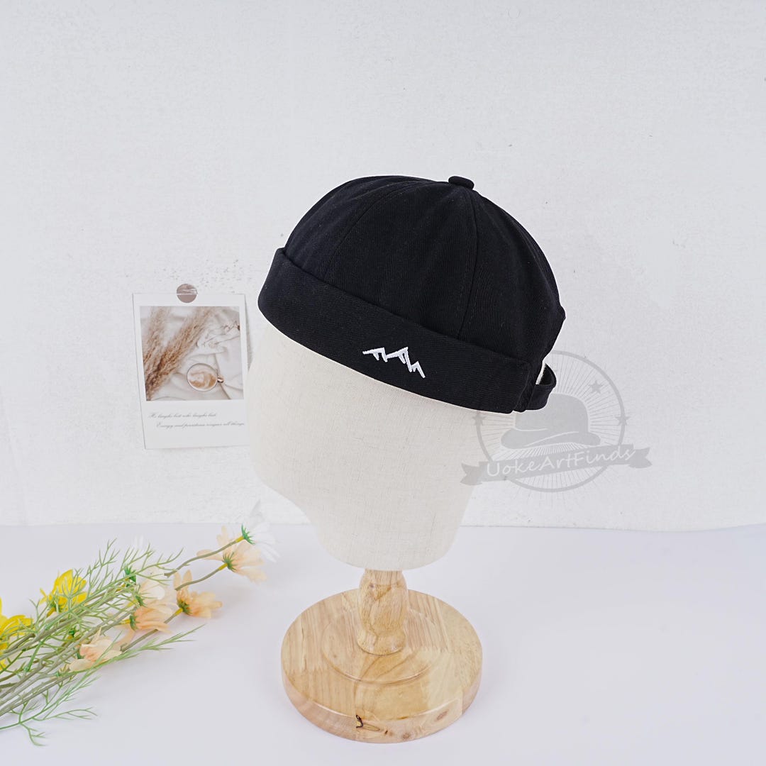 Retro Embroidered Mountain Pattern Docker Caps, Fashion Brimless Beanie ...